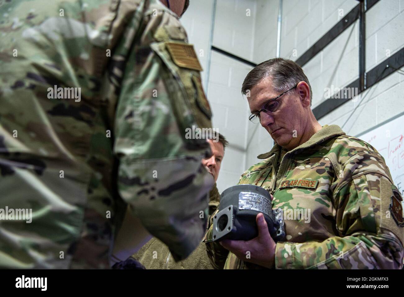 Gen. Tim Ray, Air Force Global Strike Command commander, receives ...