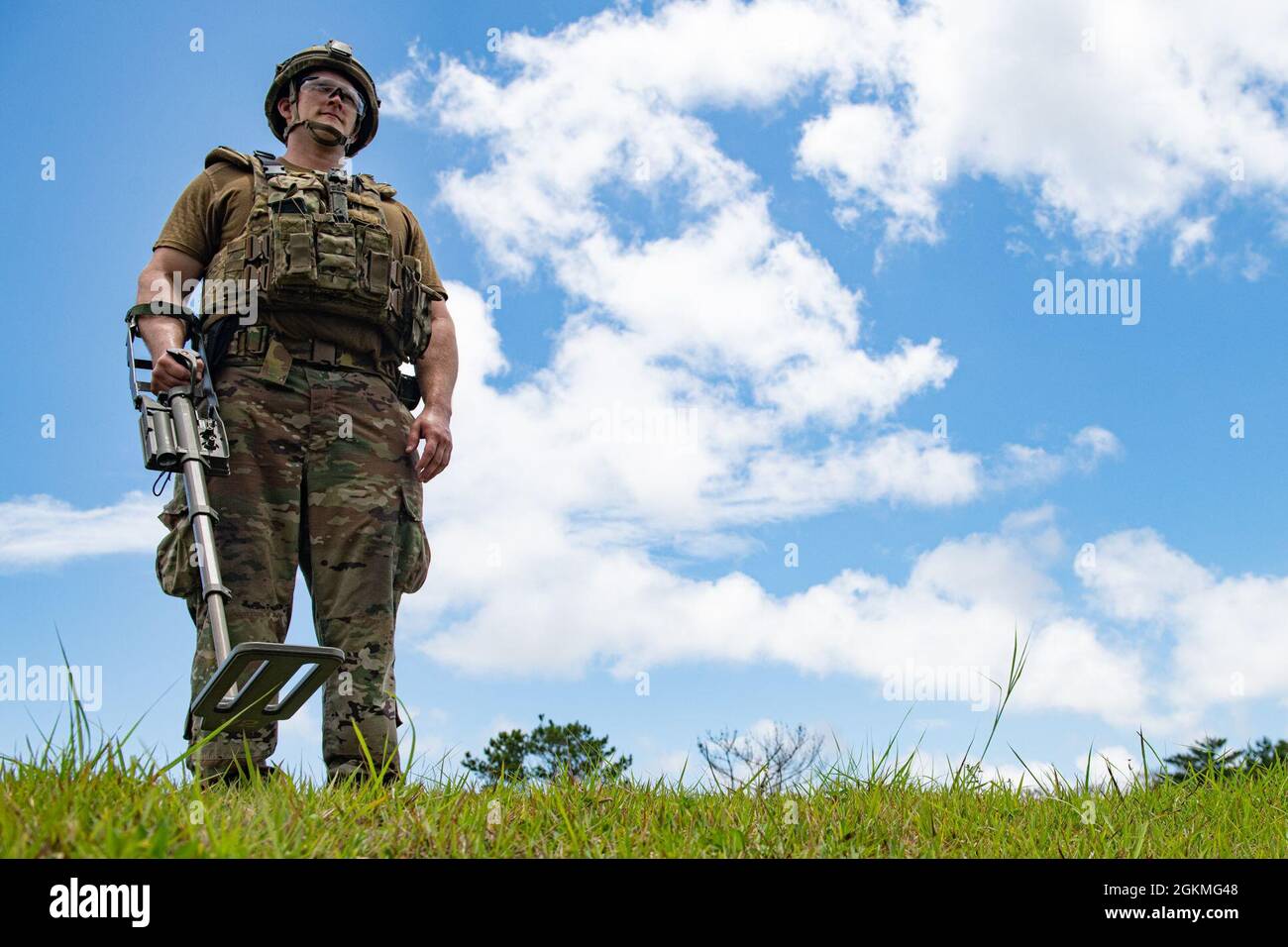 Ied detector hi-res stock photography and images - Alamy