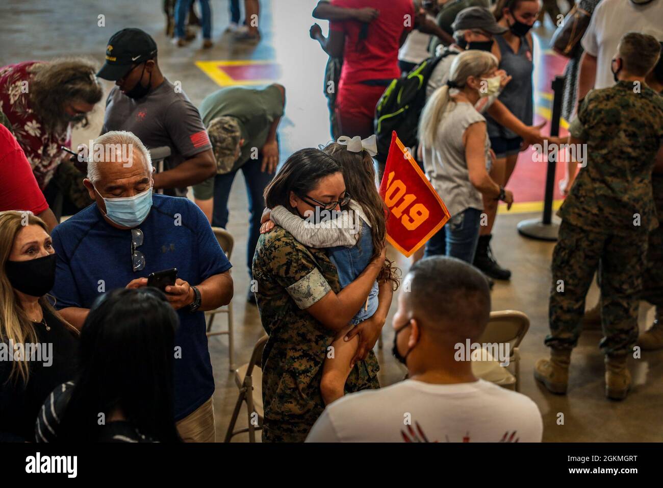 Marines in Oscar Company, 4th Recruit Training Battalion, are reunited ...