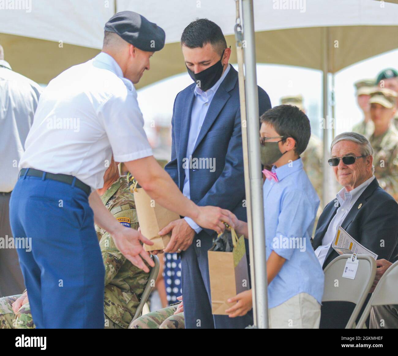 Command Sgt. Maj. Veronica Knapp’s spouse receives gifts from Soldier ...