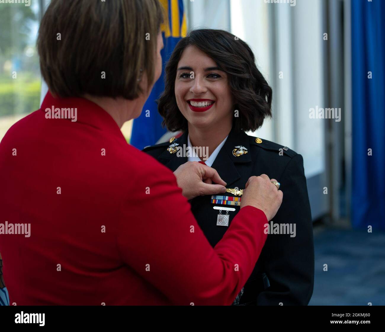 Retired U.S. Marine Corps Lt. Col. Amy McGrath pins U.S. Marine Corps ...