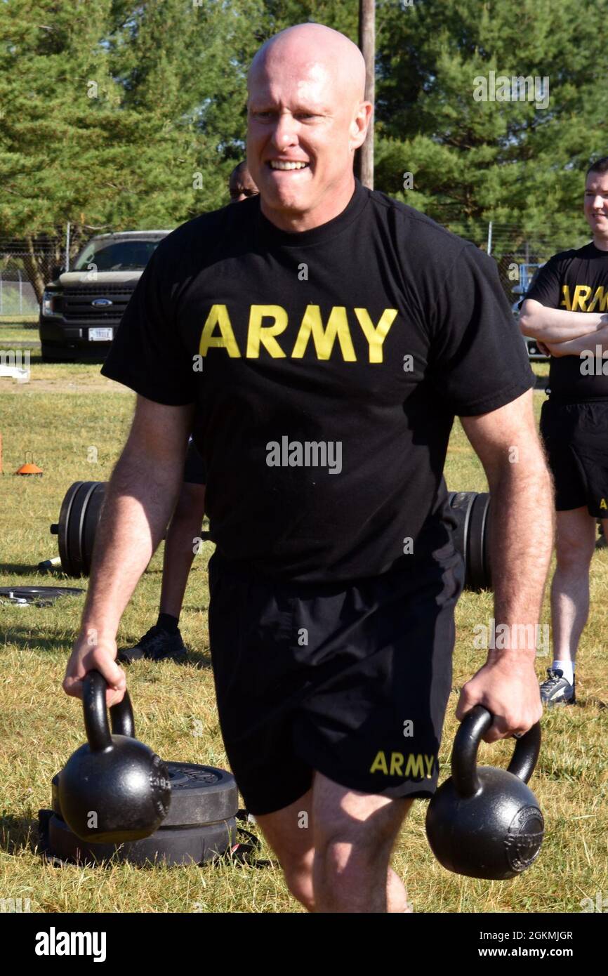 Master Sgt. Joseph Daugherty, assigned to the 174th Infantry Brigade ...