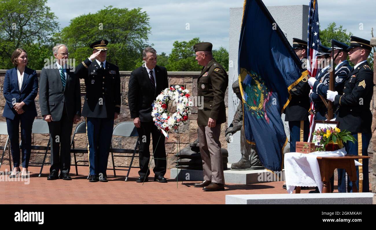 Gov. Phil Scott and Maj. Gen. Greg Knight, the Vermont adjutant general ...
