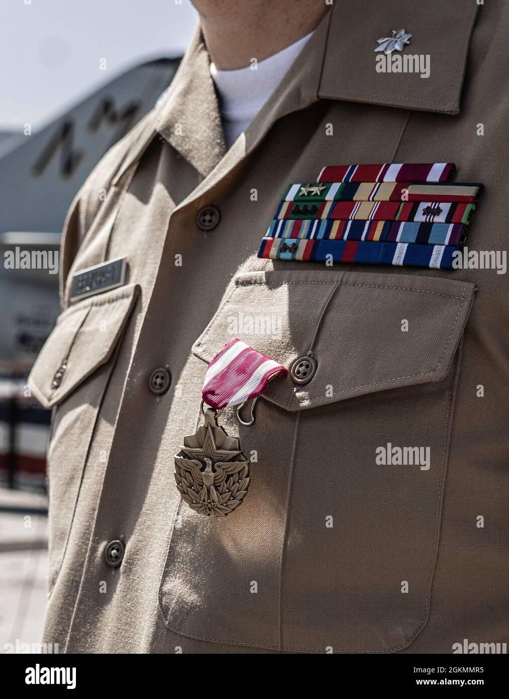 Retired U.S. Navy Commander Richard S. Beckhart, a retiring officer ...