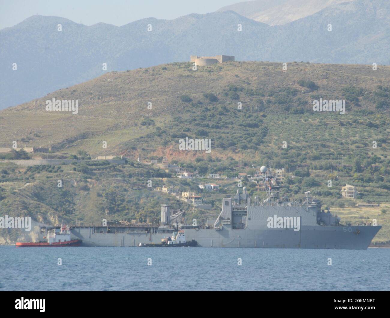 Uss carter hall lsd 50 hi-res stock photography and images - Alamy