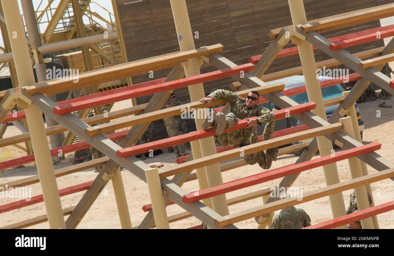 U.S. Army Soldiers from 36th Infantry Division Higher Headquarters ...