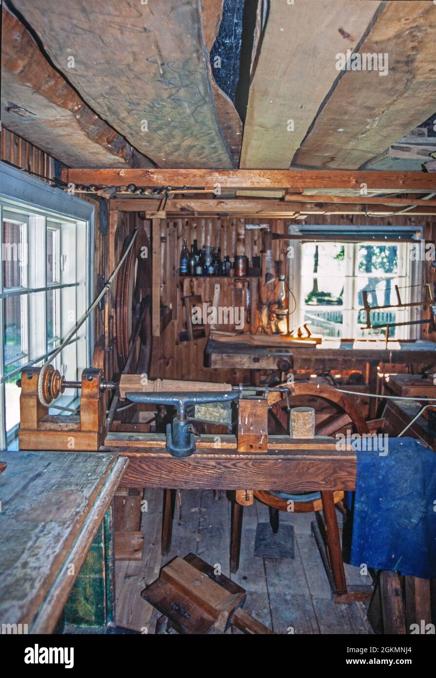 Inside of an old carpenter's workshop Stock Photo - Alamy