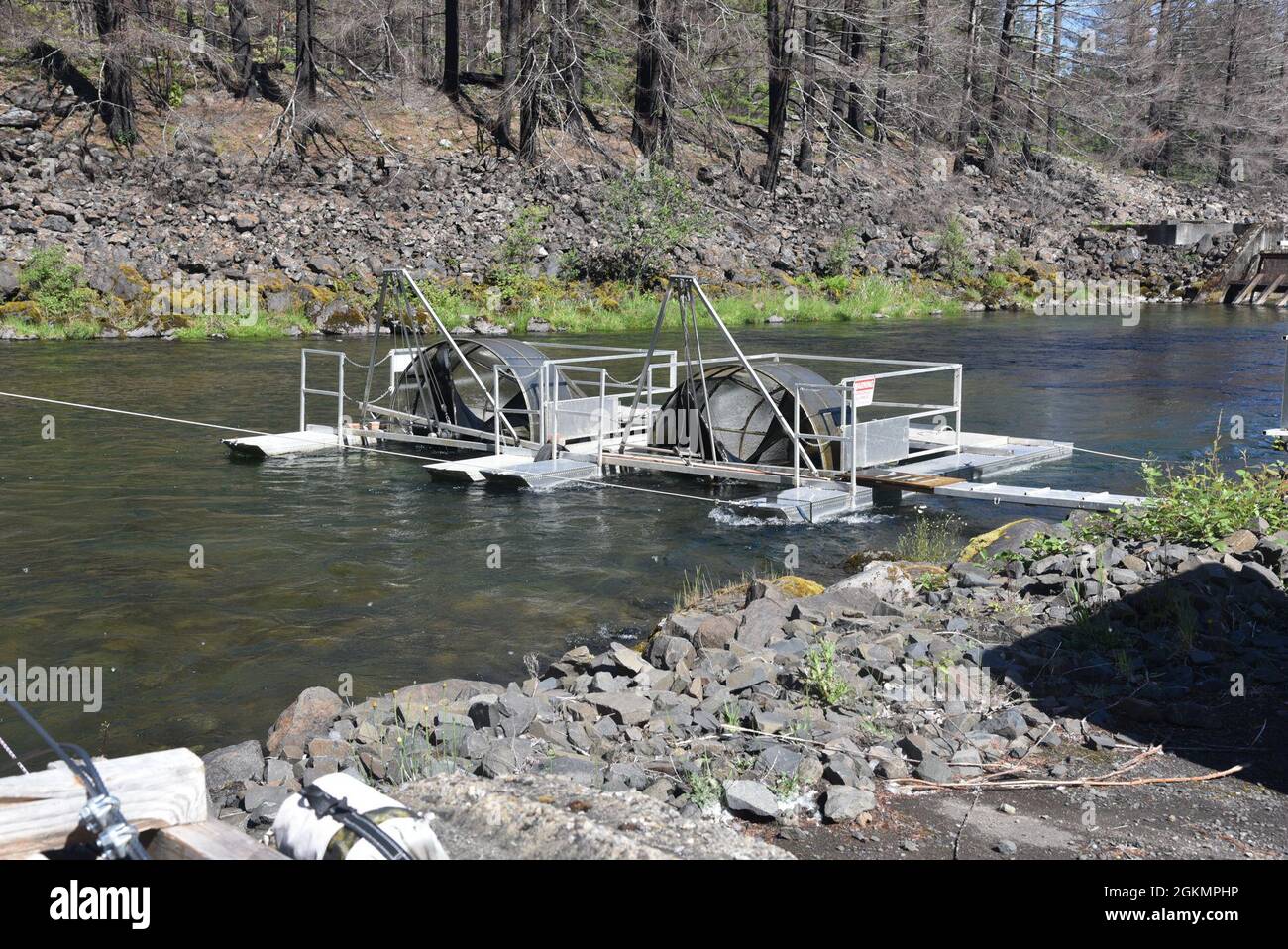 Salmon traps hi-res stock photography and images - Alamy