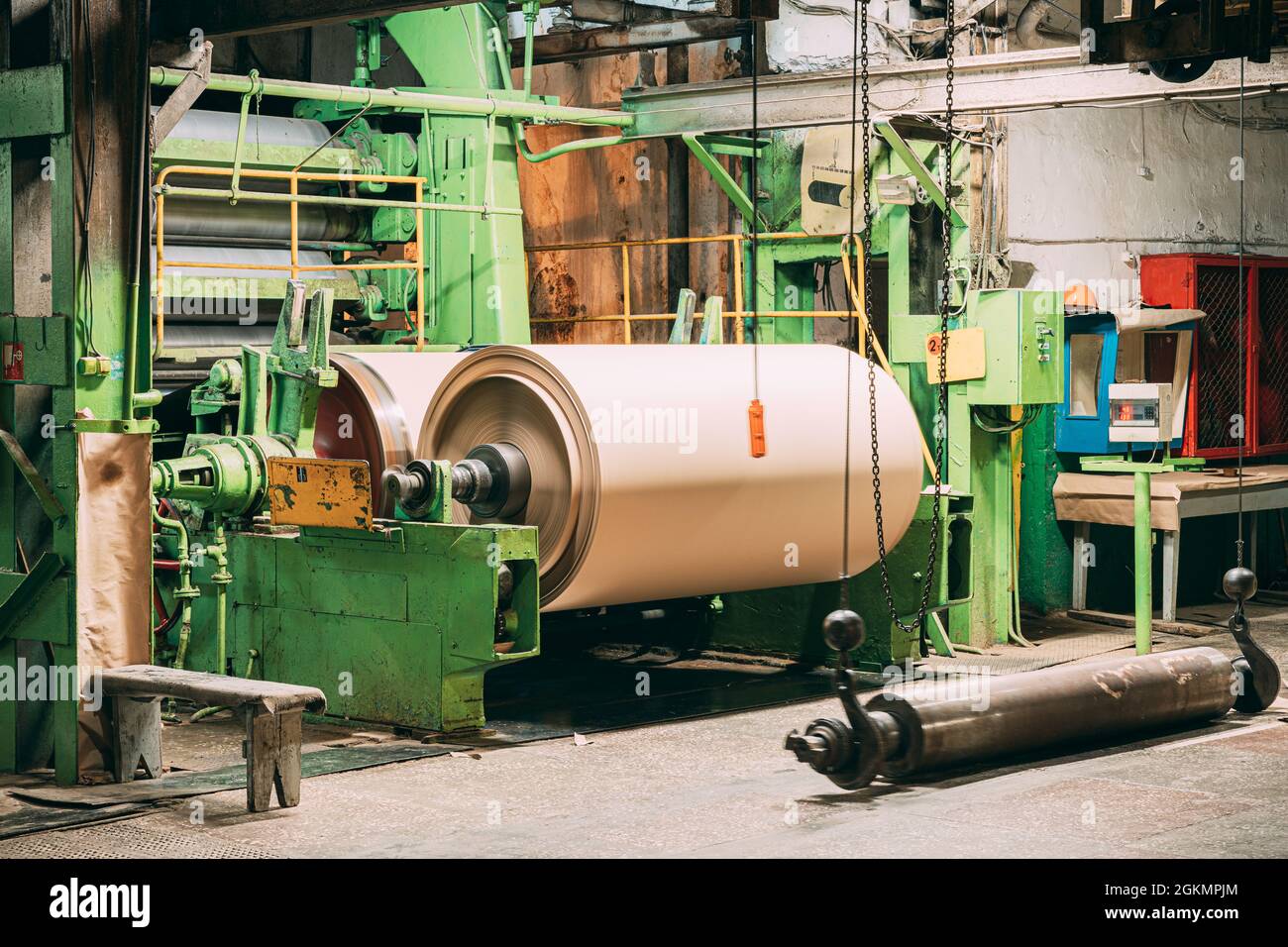 Paper Cutting Machine At Paper Mill Stock Photo - Alamy