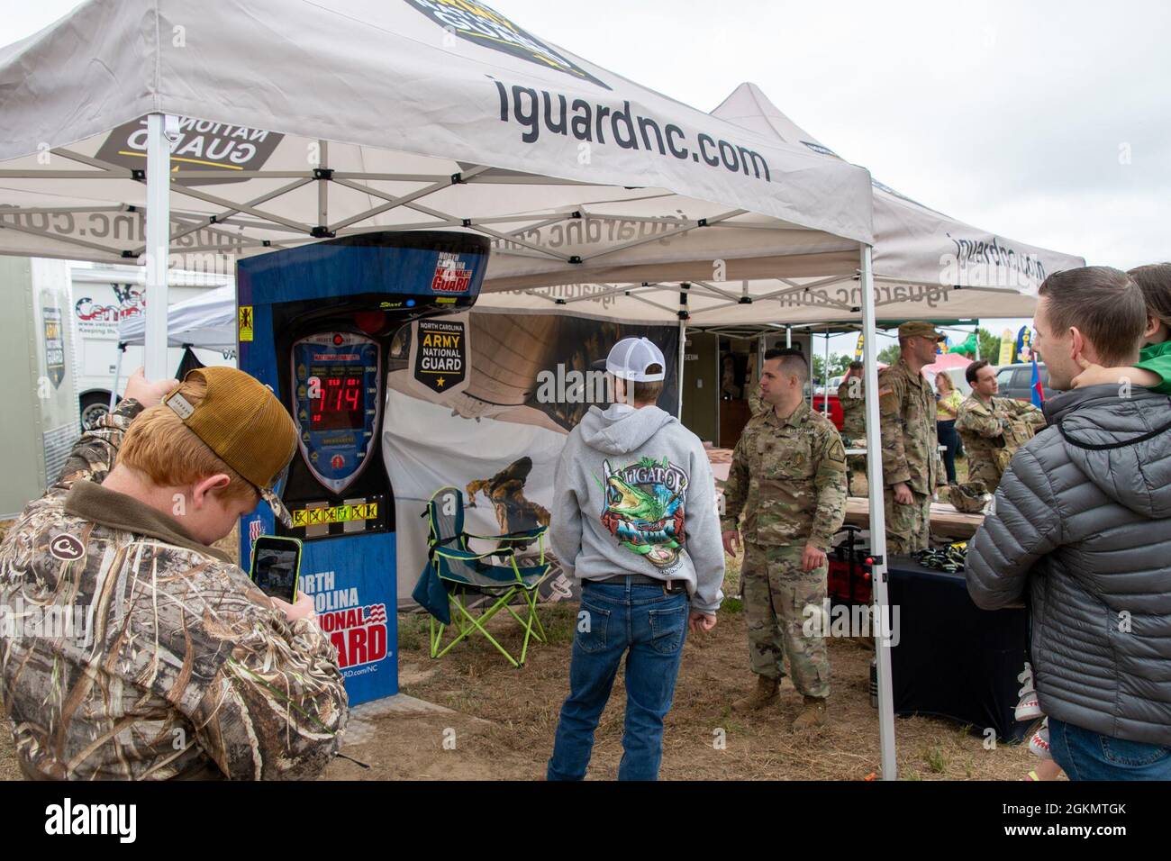 Recruiters assigned to the North Carolina Army National Guard ...