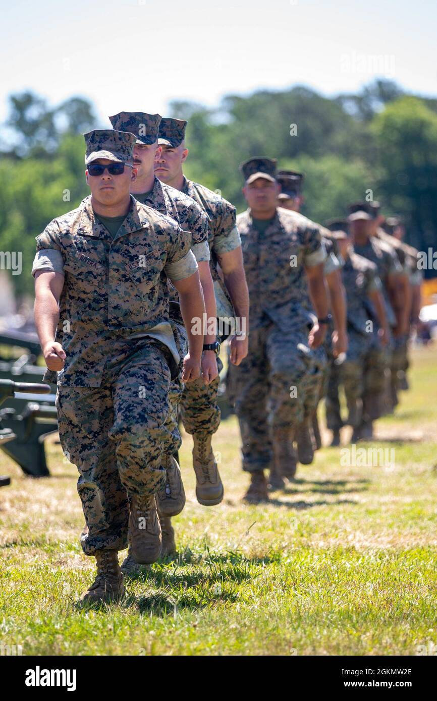 U.S. Marines with 2nd Battalion, 10th Marine Regiment, 2d Marine ...