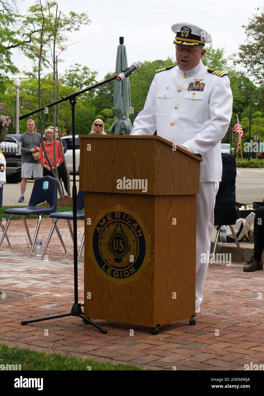 GREAT LAKES, Il. (May 31, 2021) Naval Station Great Lakes’ Commanding ...