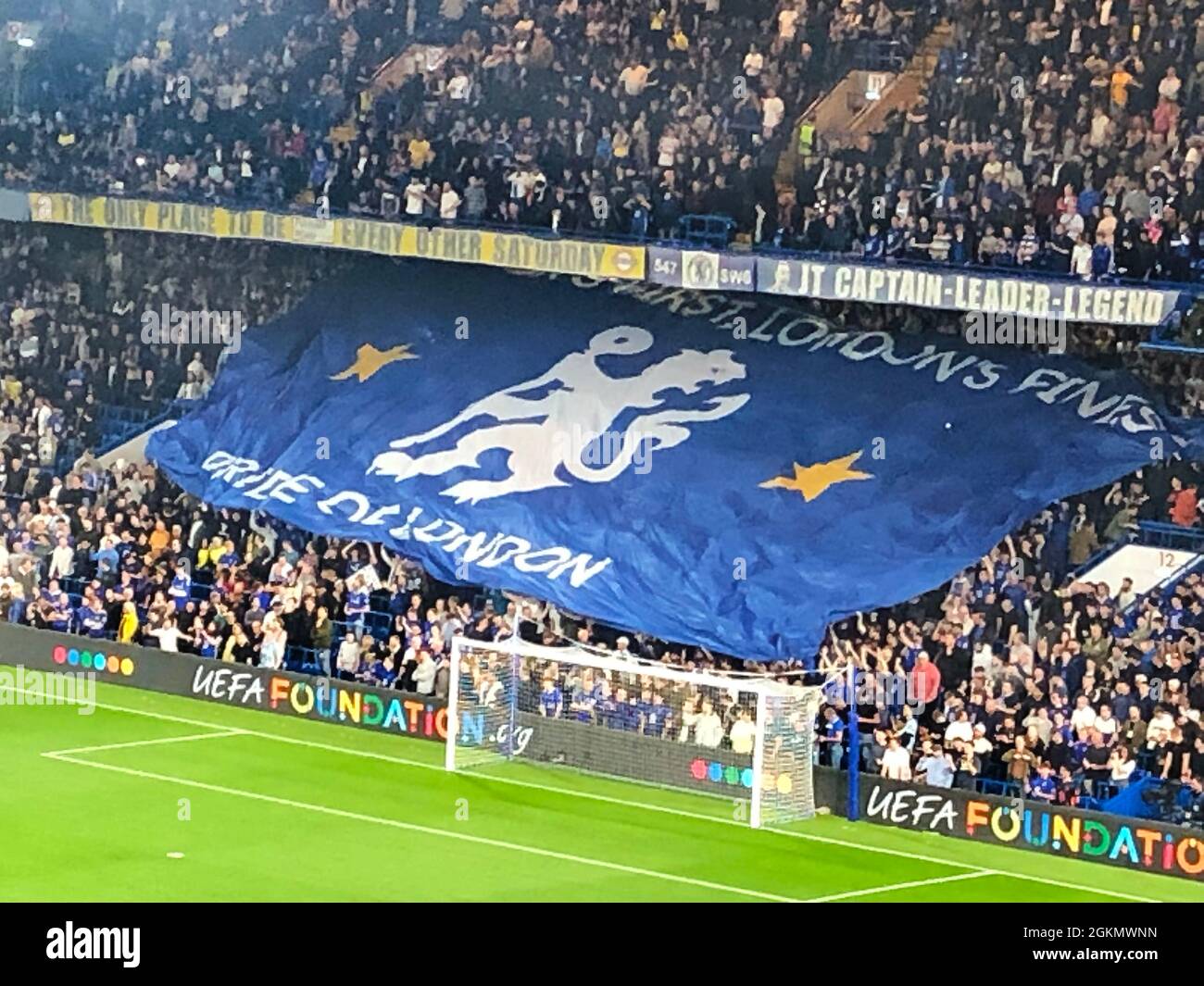 Chelsea football club champions league hi-res stock photography and ...