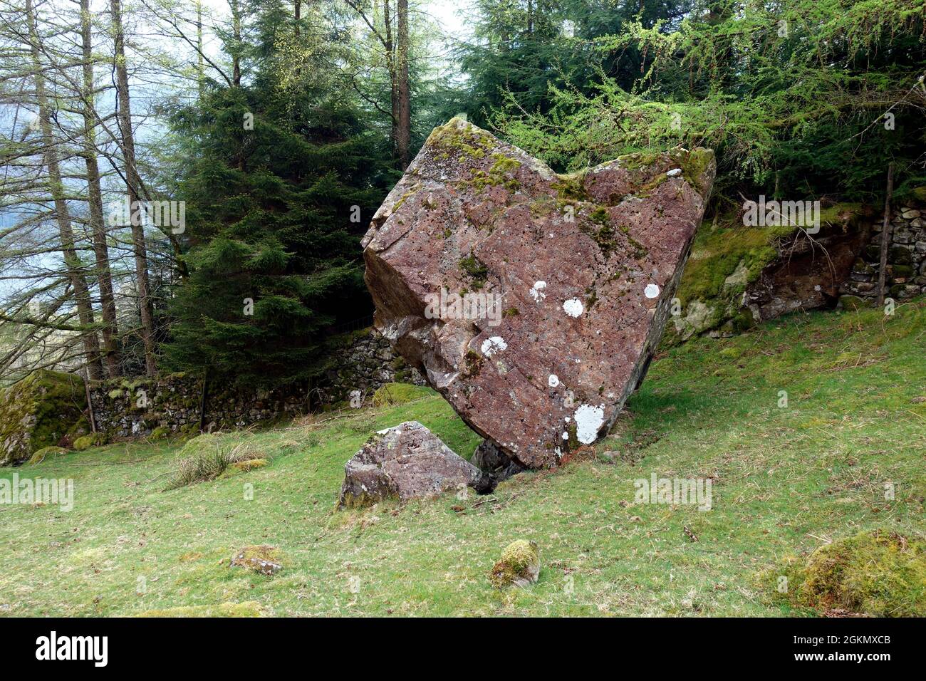 Heart Shaped Balanced Rock on the Path from Armboth by Thirlmere to ...