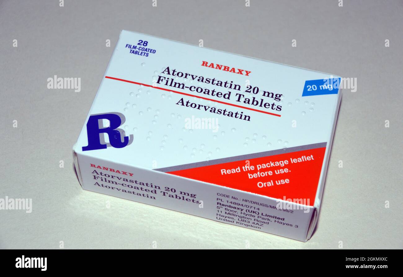 Box of 28 atorvastatin tablets hi-res stock photography and images - Alamy