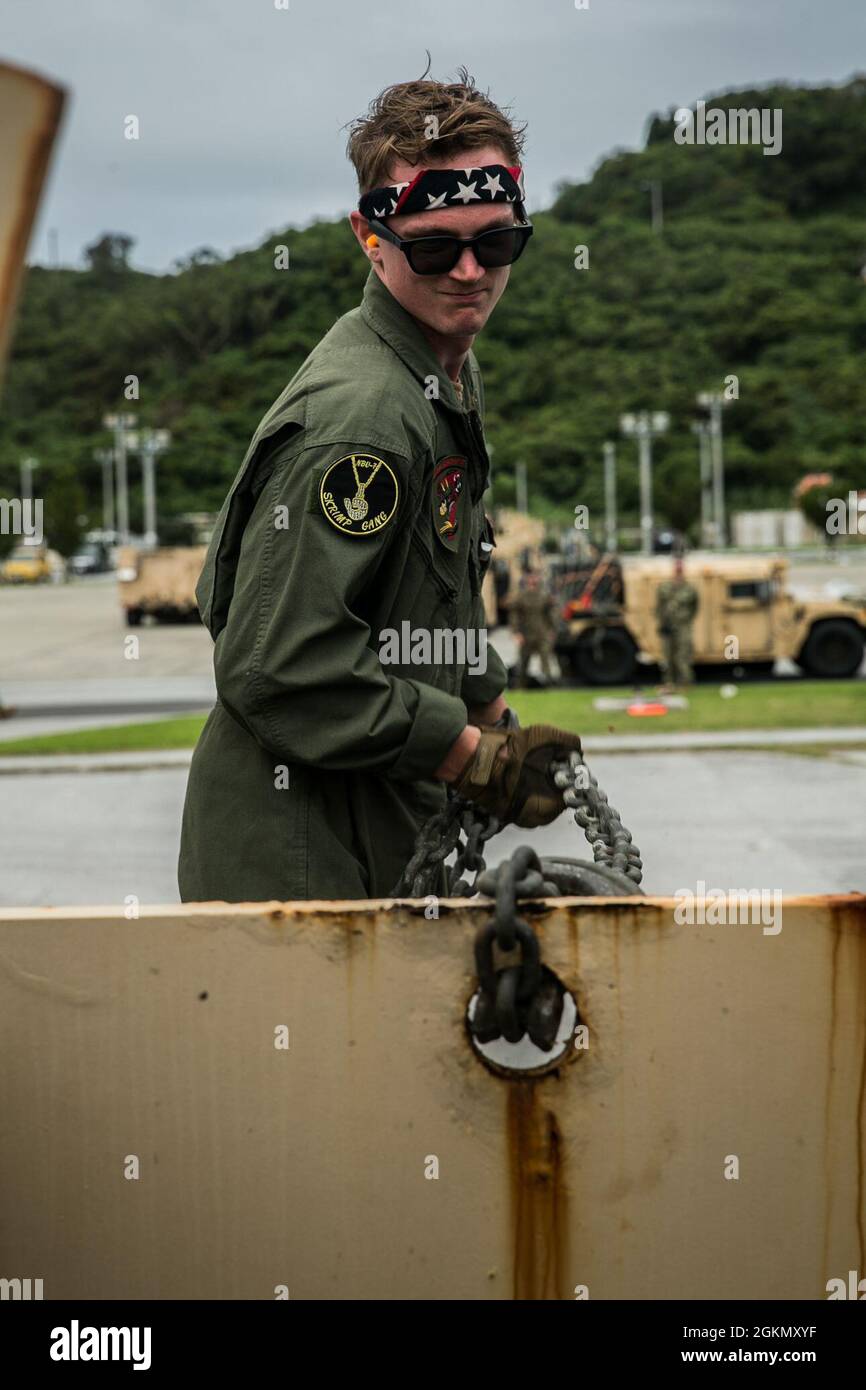 U.S. Navy GSM2 Nevin Jones, Landing Craft Air Cushion (LCAC) deck ...