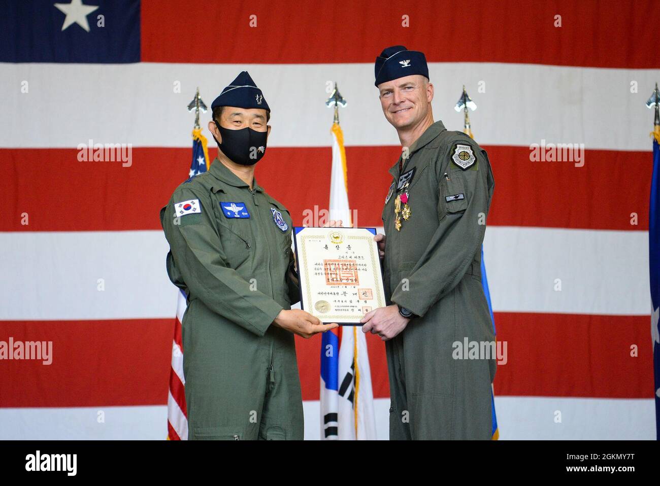 Kim wolf hi-res stock photography and images - Alamy