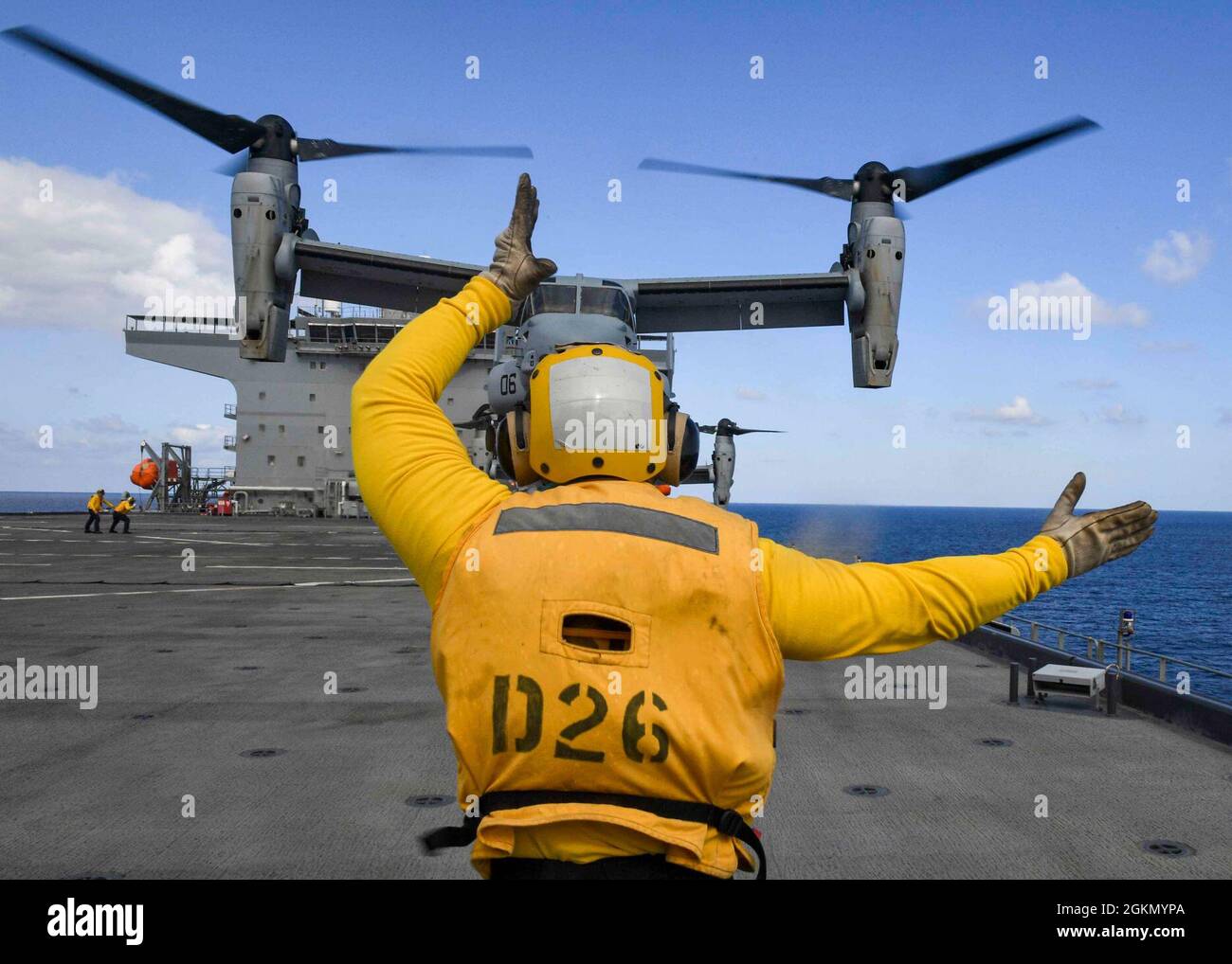 ATLANTIC OCEAN (June 1, 2021) Boatswain’s Mate 2nd Class Daniel Layug ...