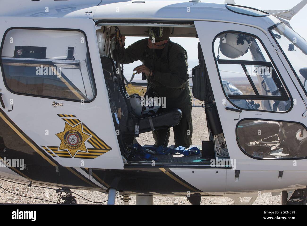 San bernardino county sheriff department hi-res stock photography and ...