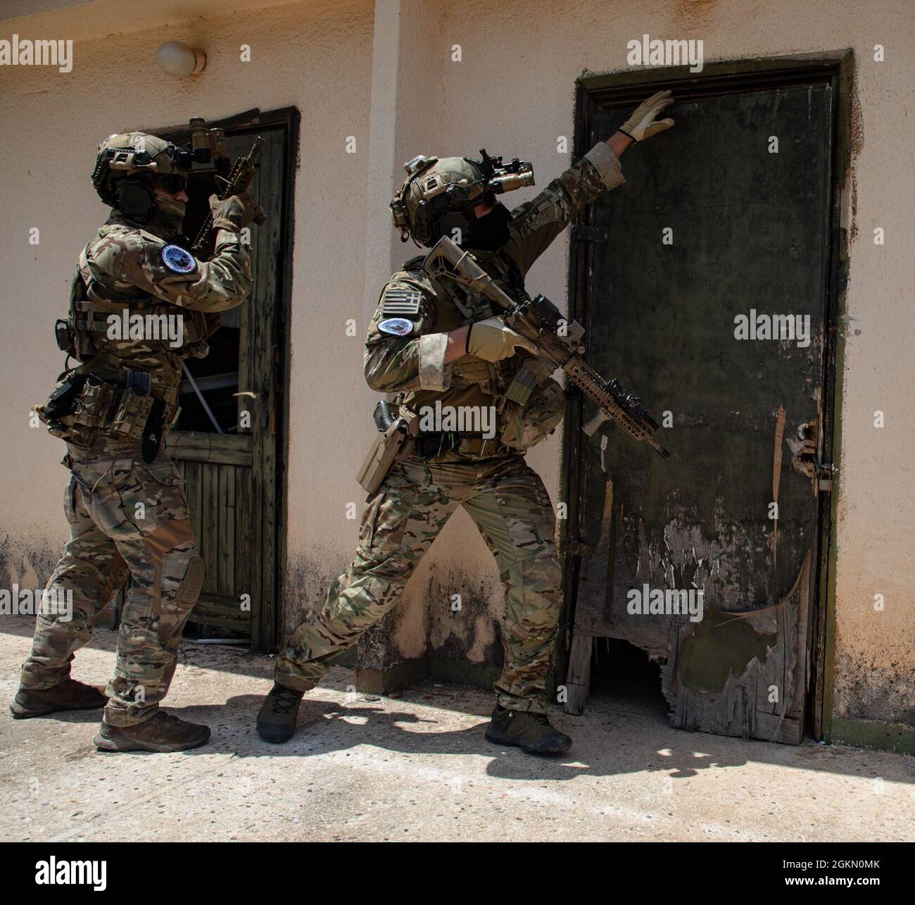 Greek Special Operations Forces conduct close quarters battle (CQB ...