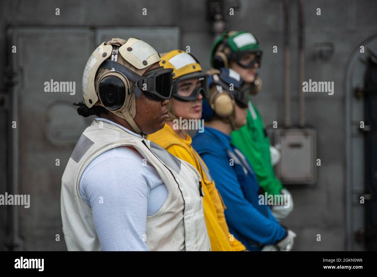 Philippine navy commander vice admiral hi-res stock photography and ...