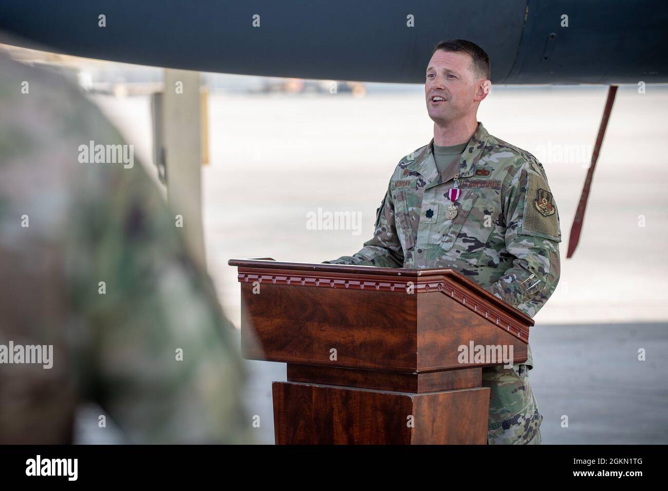 U.S. Air Force Lt. Col. Todd Murray, (outgoing) 380th Expeditionary ...
