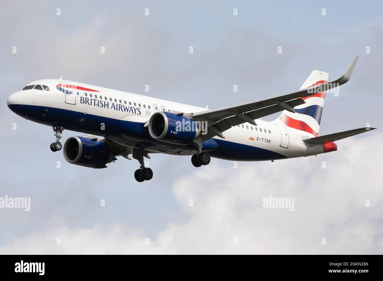 British airways airbus a320neo hi-res stock photography and images - Alamy