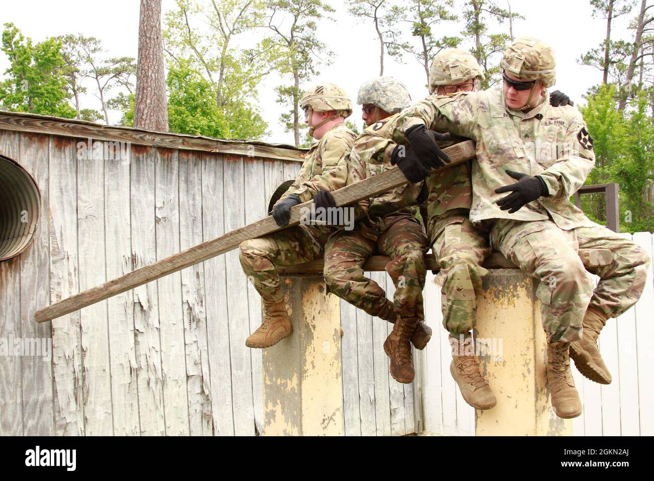 U.S. Army Soldiers attending the U.S. Army Aviation Center of ...