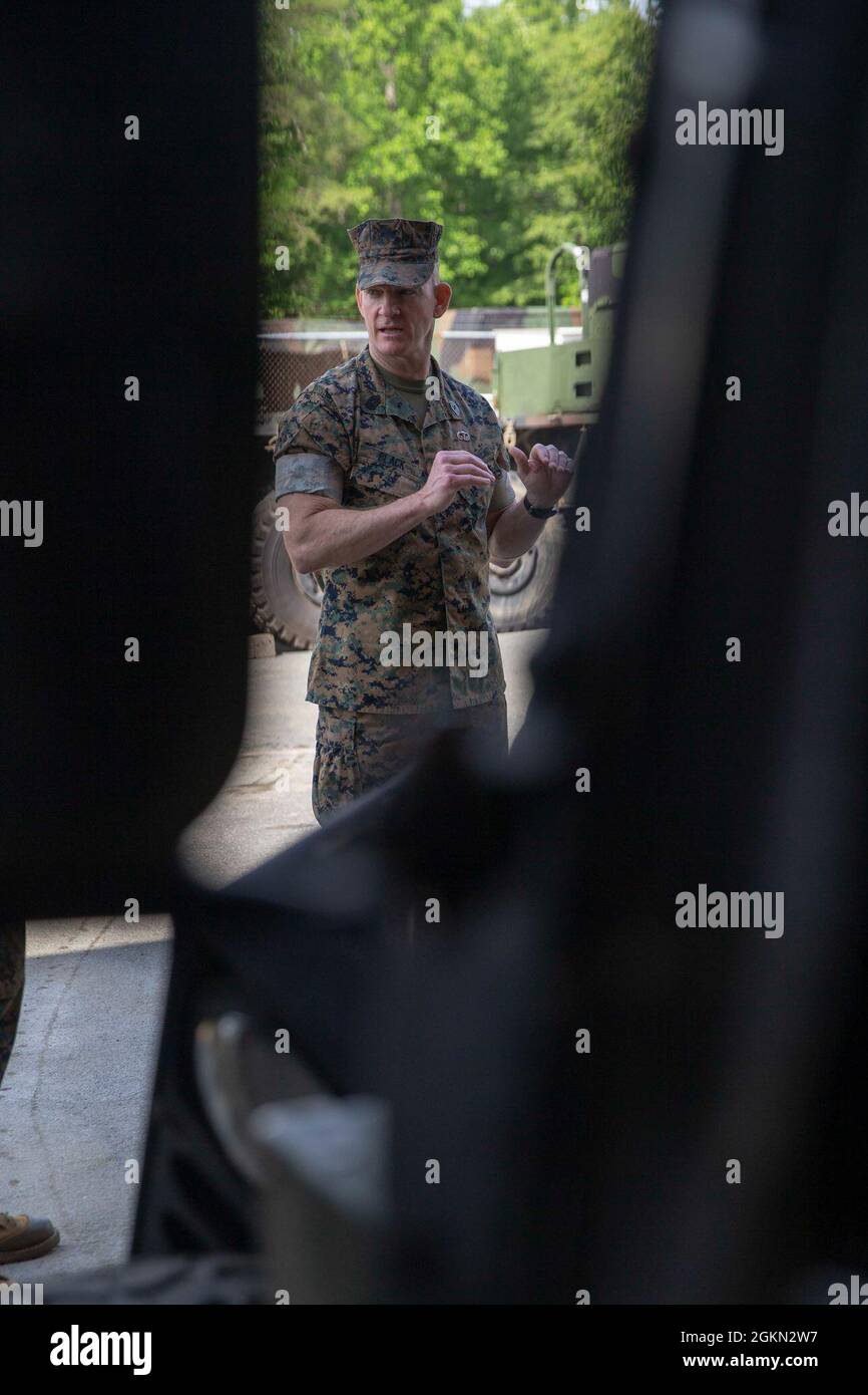 The 19th Sergeant Major of the Marine Corps, Sgt. Maj. Troy E. Black ...
