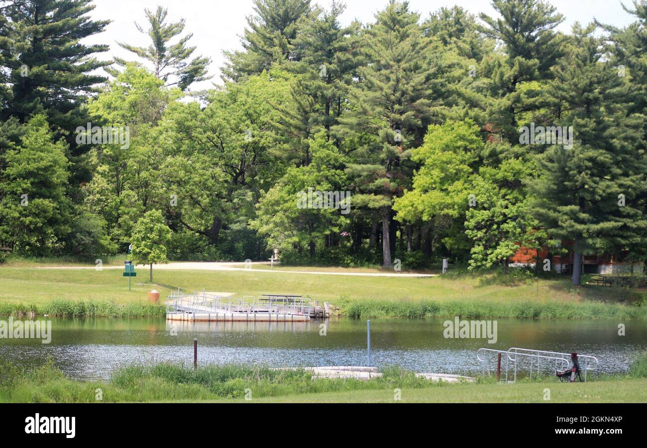 A scene of Suukjak Sep Lake at Pine View Campground in the Pine View ...