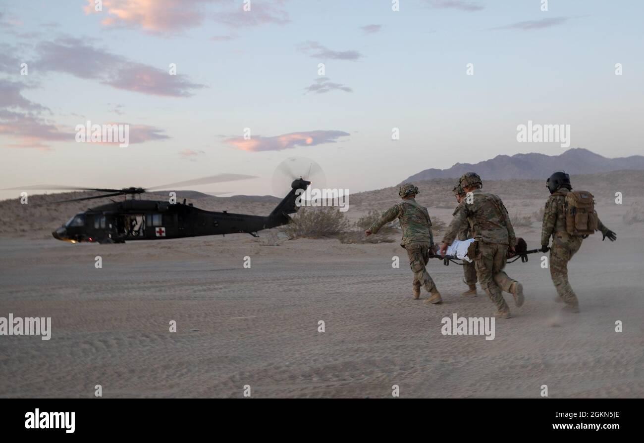 Medics with 106th Support Battalion, Mississippi Army National Guard ...
