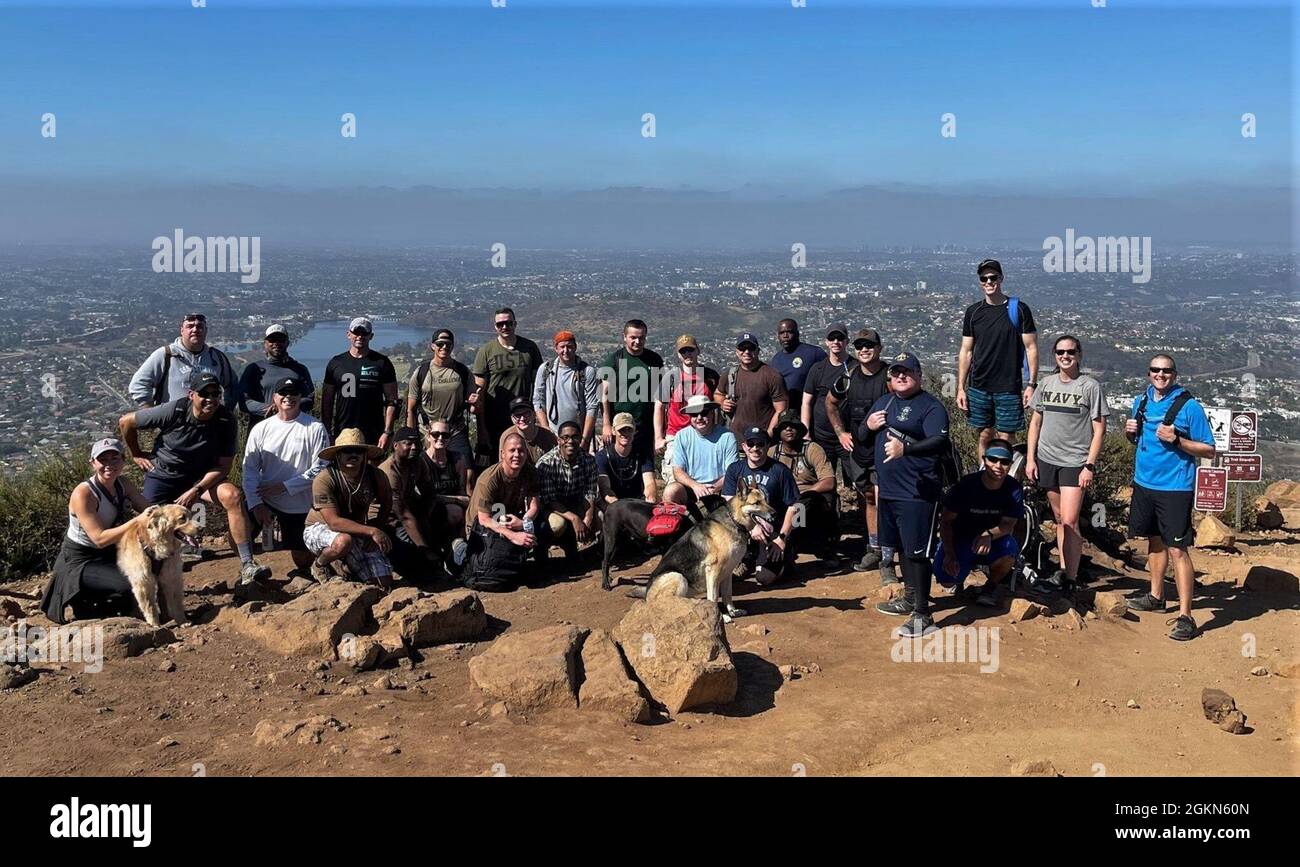 210527-N-N0484-0007 SAN DIEGO (May 27, 2021) Officers, chief petty ...