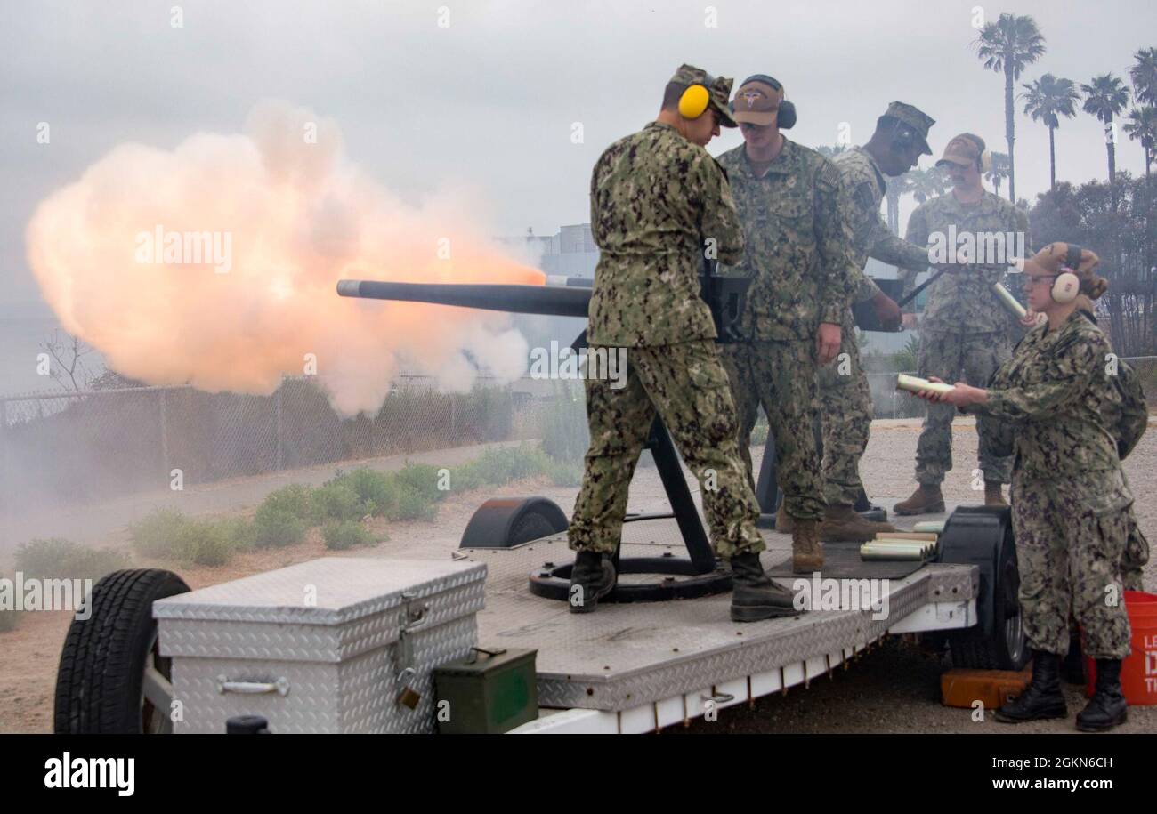 210603-N-ZZ513-1032 SAN DIEGO (June 3, 2021) Sailors from the Naval ...