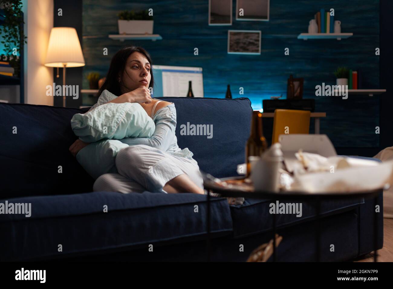 Traumatised woman hi-res stock photography and images - Alamy