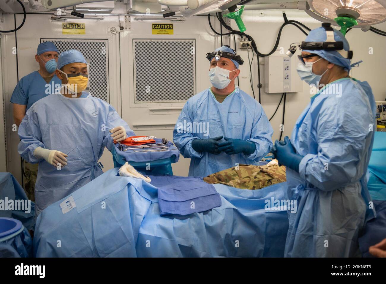U.S. Soldiers with 30th Medical Brigade explain the operating room ...