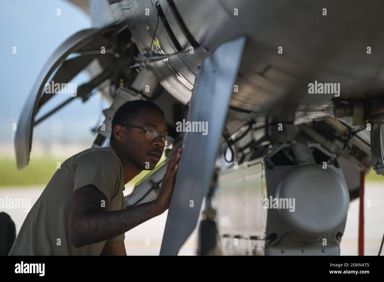 U.S. Air Force Senior Airman William Gunter, 31st Aircraft Maintenance ...