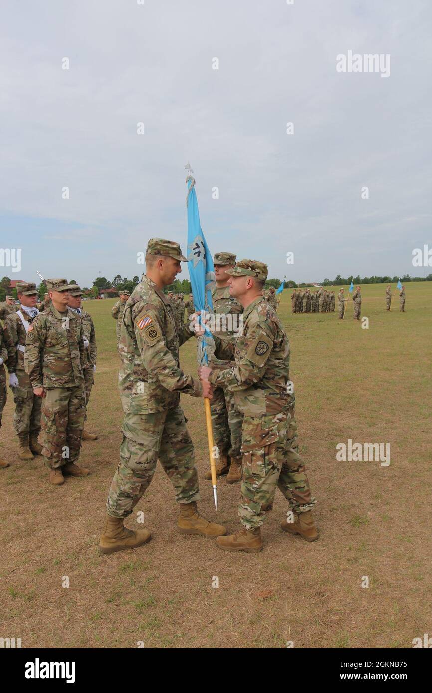 Barton field hi-res stock photography and images - Alamy