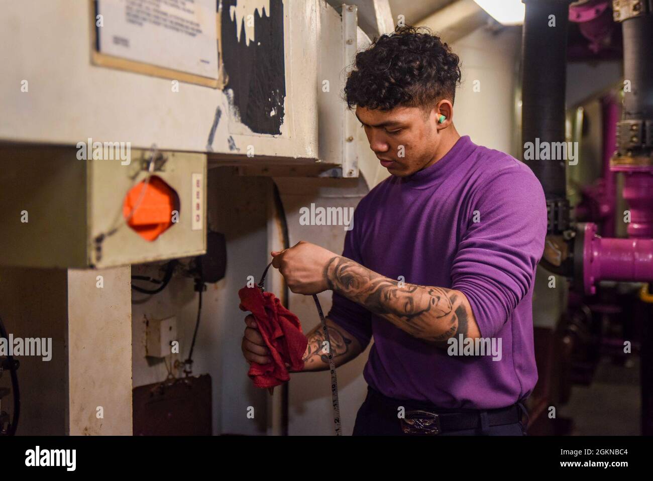 210604-N-BR419-2057 PHILIPPINE SEA (June 4, 2021) Aviation Boatswain’s ...