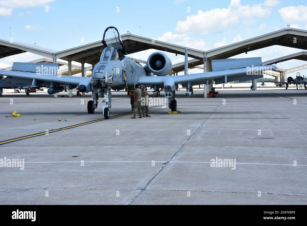 Maintainers from the 442d Maintenance Group conduct post-flight ...