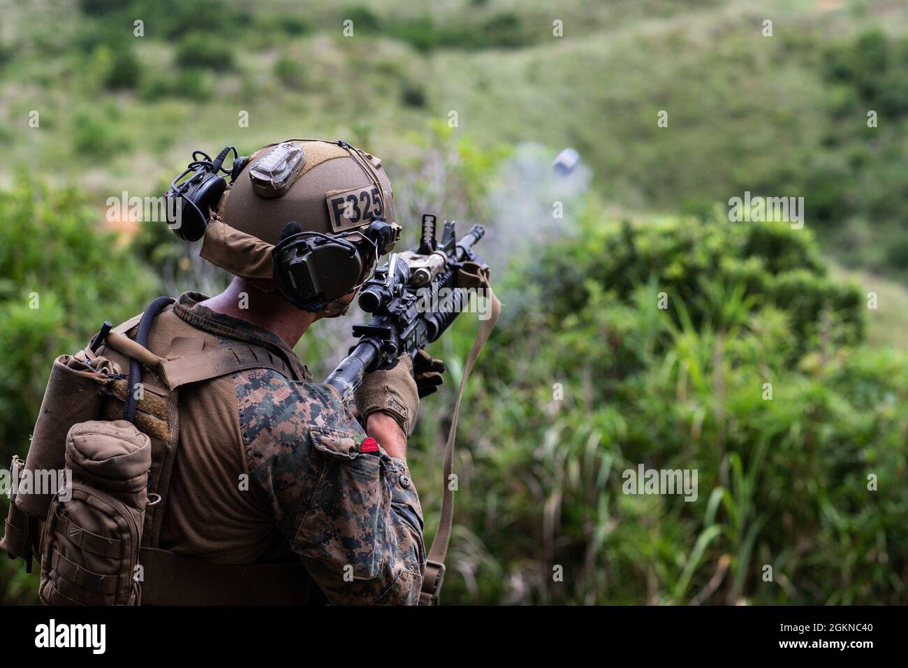 M203 grenade launcher hi-res stock photography and images - Alamy