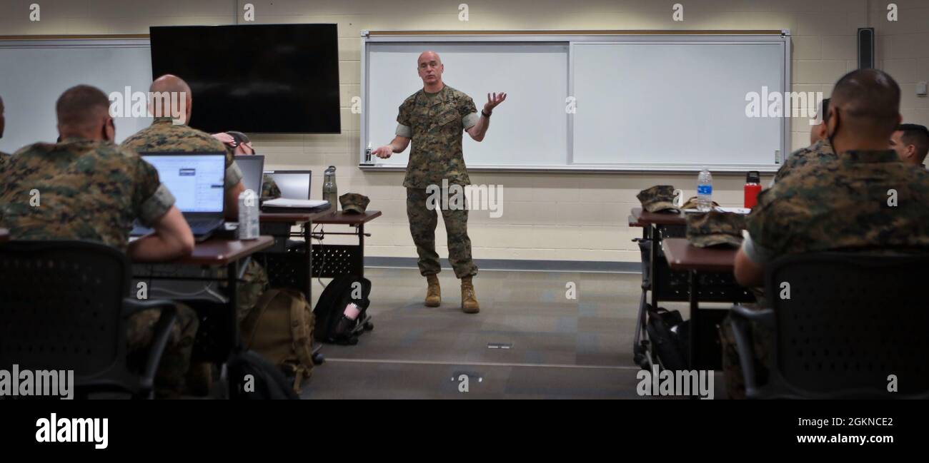 Personnel administration school hi-res stock photography and images - Alamy