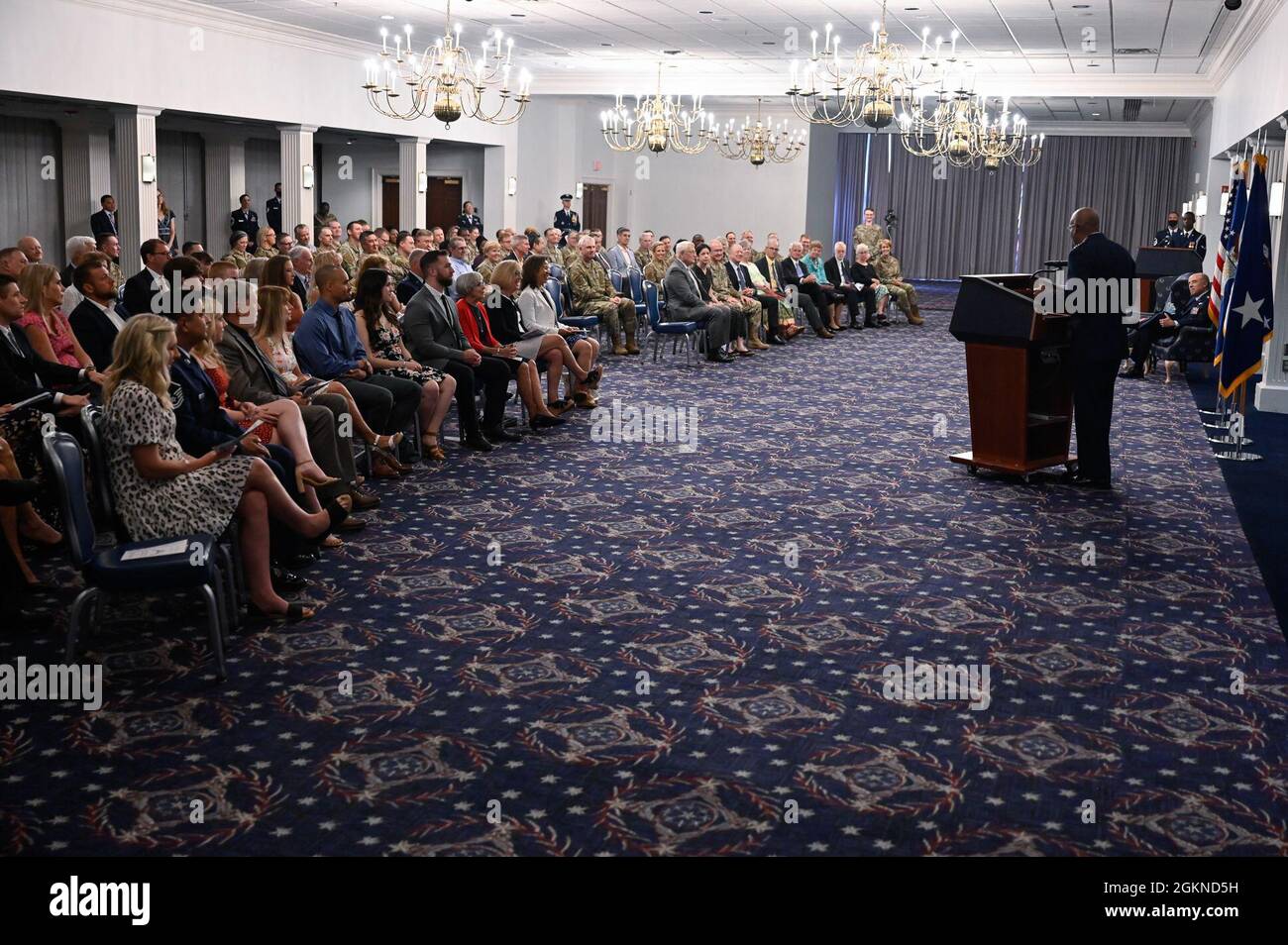 Gen robert brown hi-res stock photography and images - Alamy