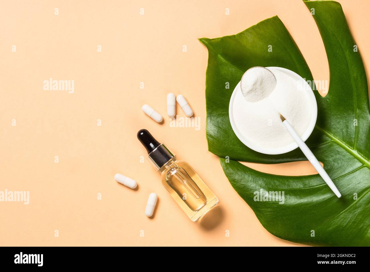 Collagen powder dietary supplement at blue Stock Photo - Alamy