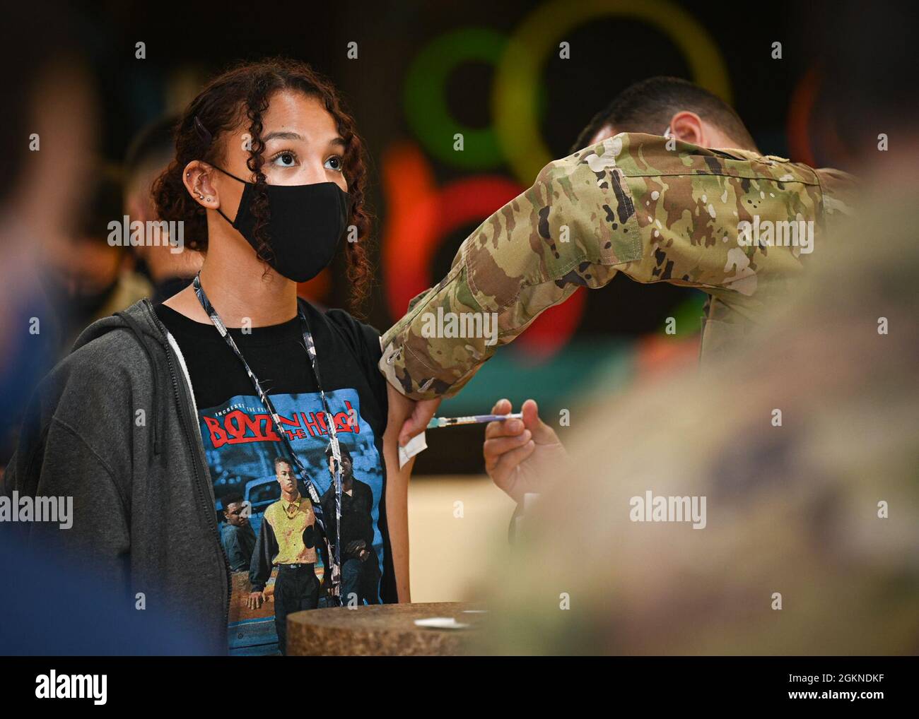 U.S. Air Force Capt. Angel Colon, 48th Medical Group operating room ...