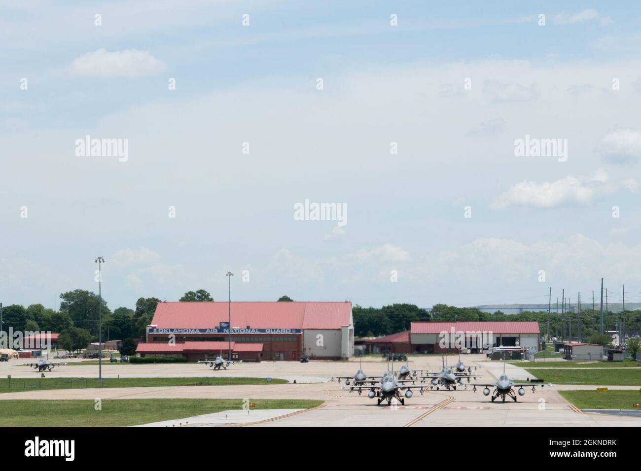 F 16 vipers hi-res stock photography and images - Alamy