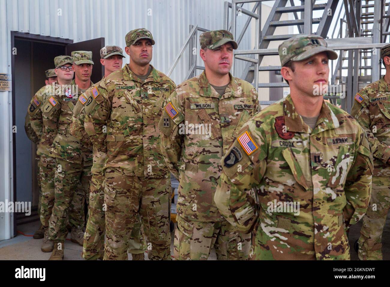 U.S. Soldiers with the U.S. Army Air Ambulance Detachment, 1st ...