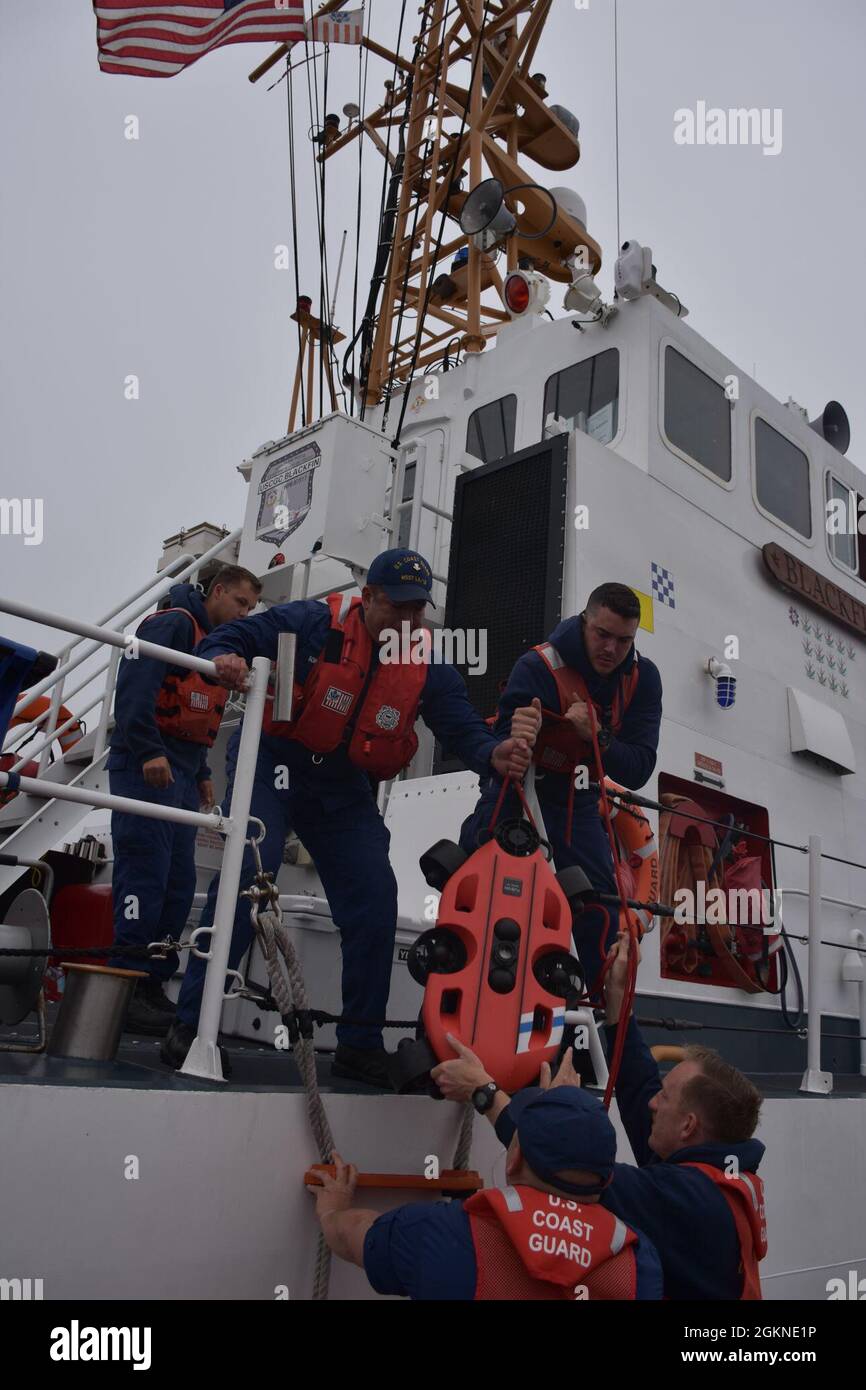 Coast Guard crews document the historic shipwreck of the Coast Guard ...