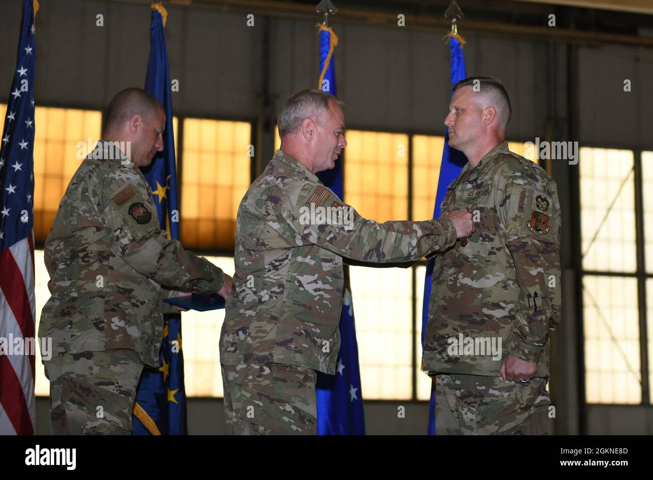 General hopper hi-res stock photography and images - Alamy