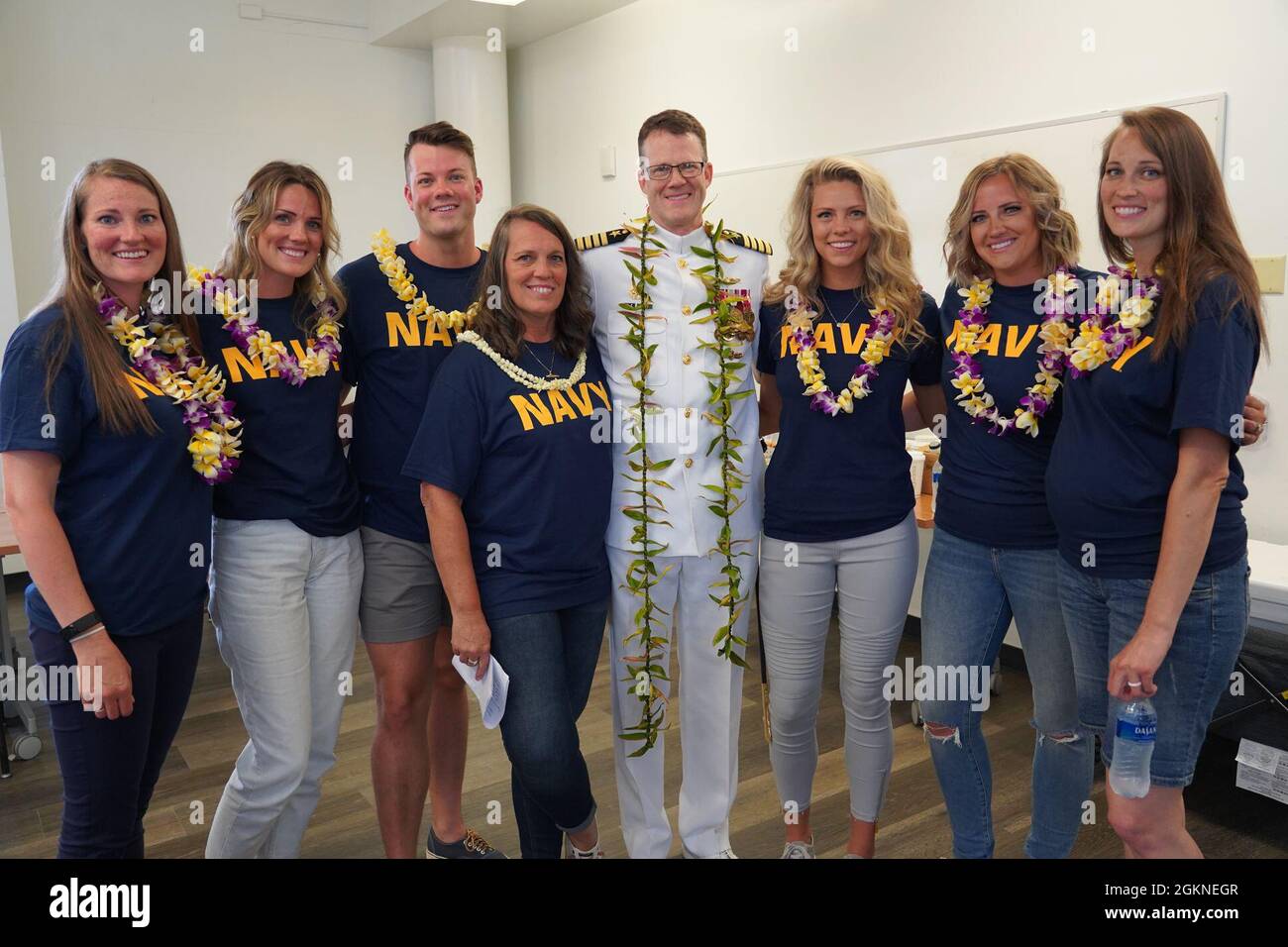 Pearl harbor naval shipyard hi-res stock photography and images - Alamy