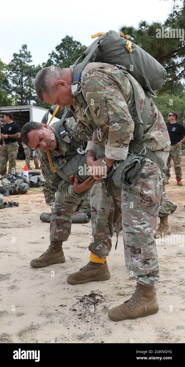 U s army 1st lt mark hi-res stock photography and images - Alamy